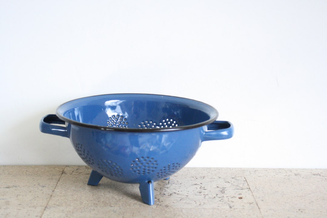 Vintage Enamel Blue Strainer / Colander, Enamelware - Etsy