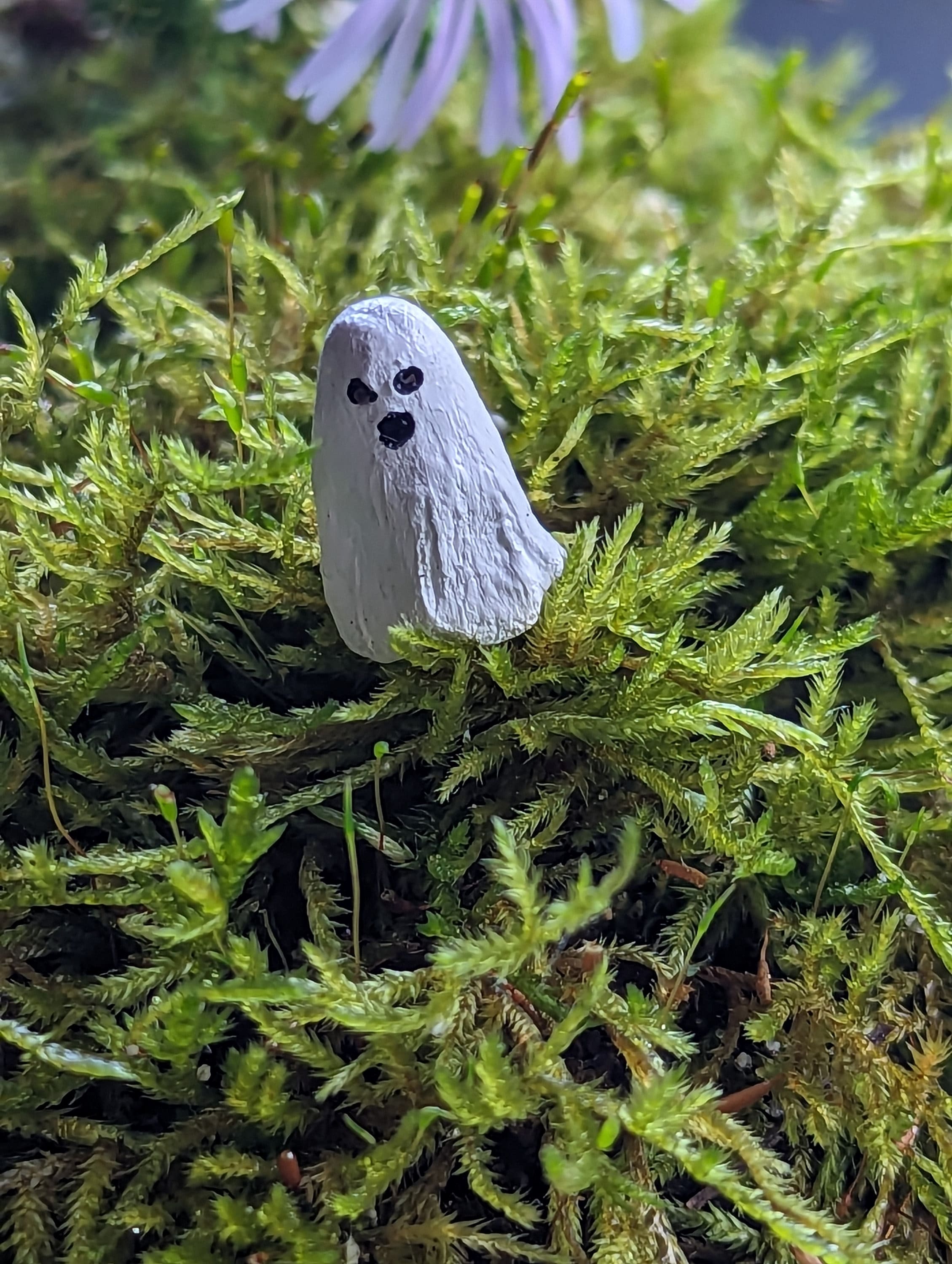 Ghosts, Miniatures, Tiny Ghosts, Figurines, Halloween Decorations ...