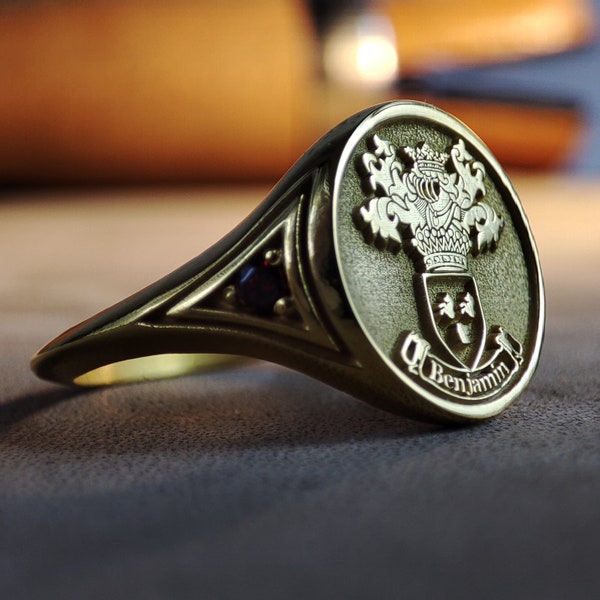 Crest Ring - Etsy