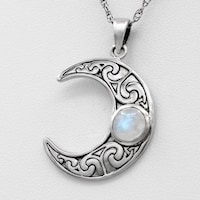 LUNA - Red Crescent Chain Pendant Necklace - Etsy UK