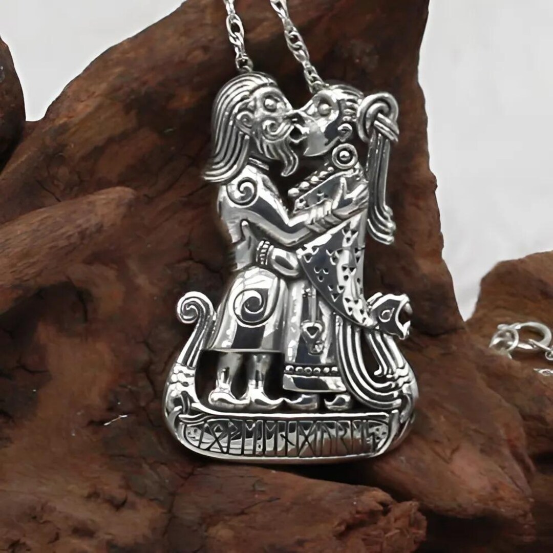 Viking Wedding Necklace - Norse Love Pendant - Viking Kiss - .925 ...