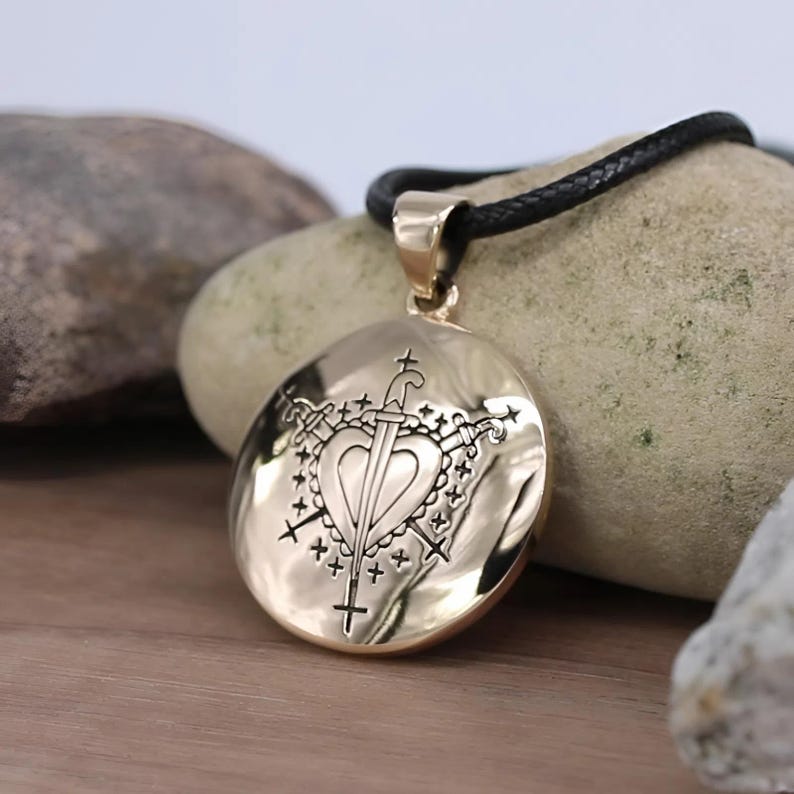 Ezili Dantor Necklace - Erzulie Dantor Veve Symbol Voodoo Pendant ...