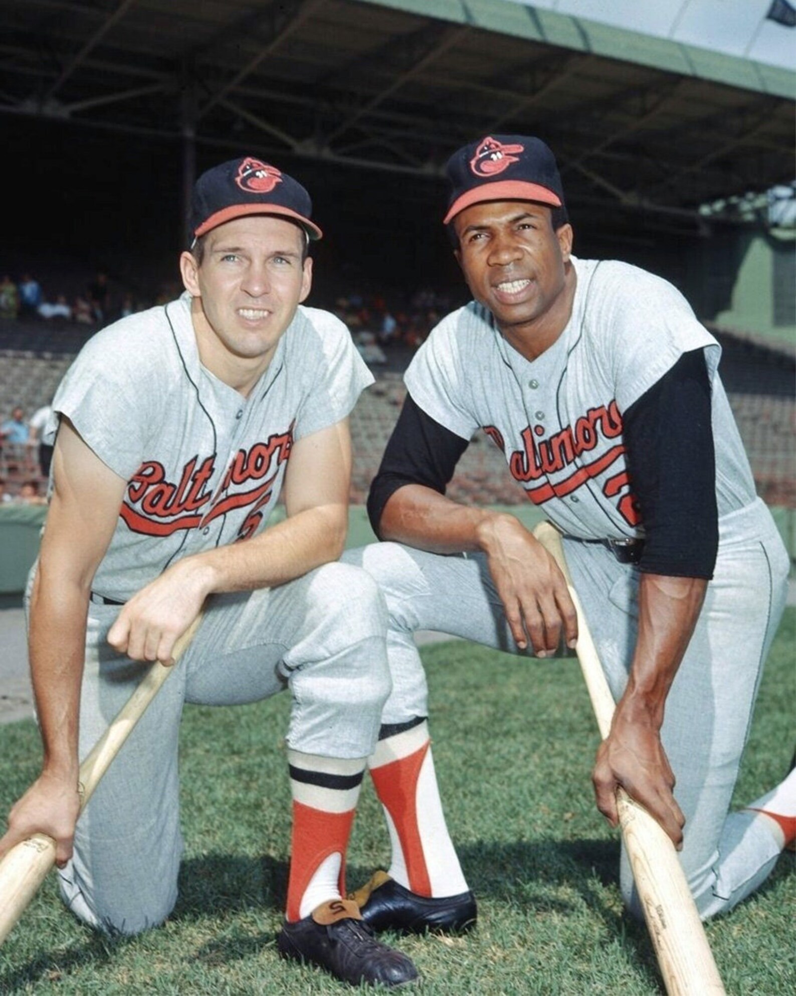 Hall of Famers Brooks Robinson and Frank Robinson Glossy 8x10 or 11x14 ...