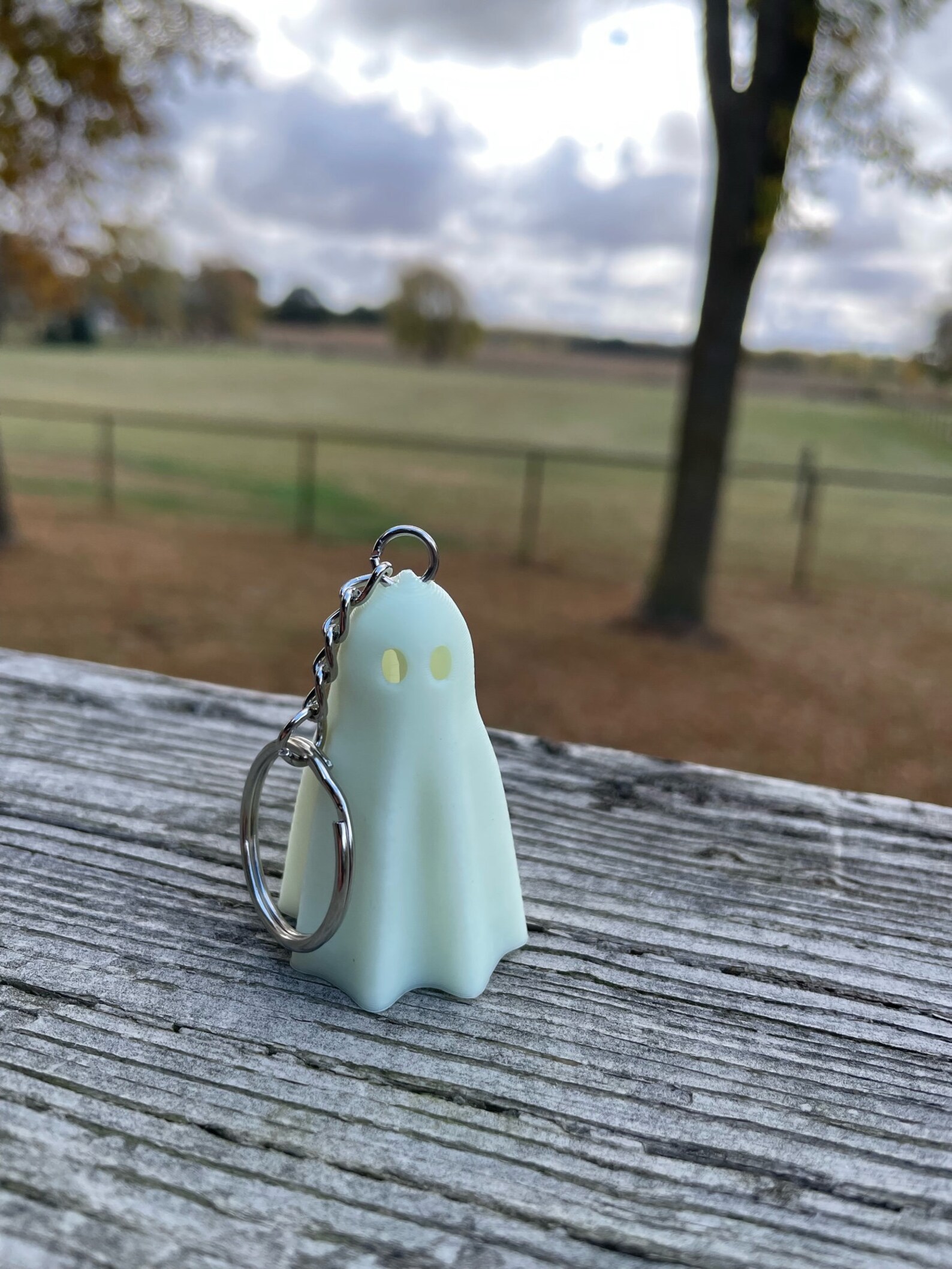 3D Printed Articulated Ghost Keychain Glow in the Dark - Etsy