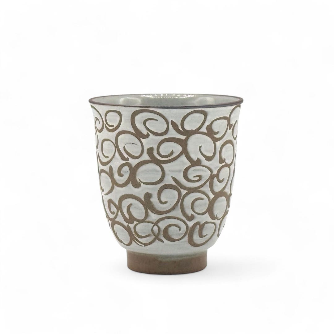Japanese Hasui Arabesque White Hasami-yaki Handcrafted Yunomi 波佐見焼 ...