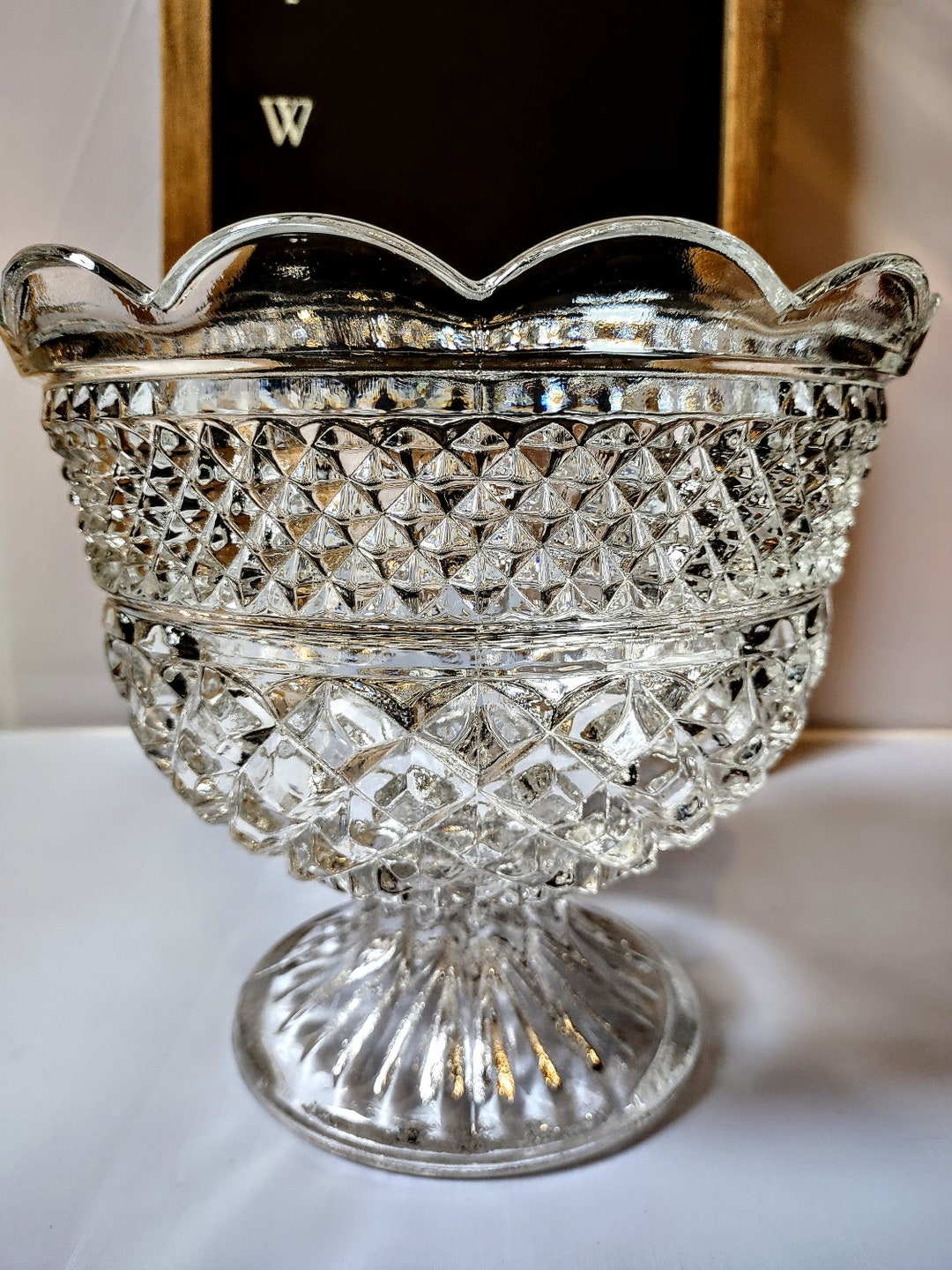 Anchor Hocking Wexford Diamond Pedestal Compote 7 Punch Bowl Salad Bowl ...