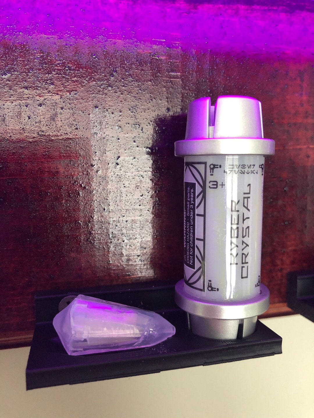 Kyber Crystal Display Stand Holder Mount - Black - Galaxys Edge Savis ...