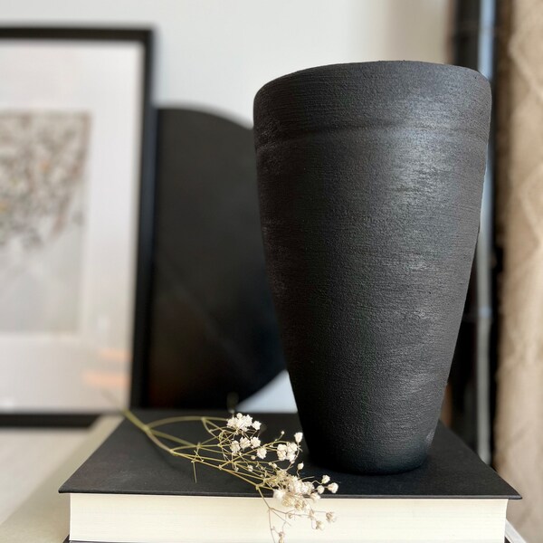 Black Ceramic Vase - Etsy