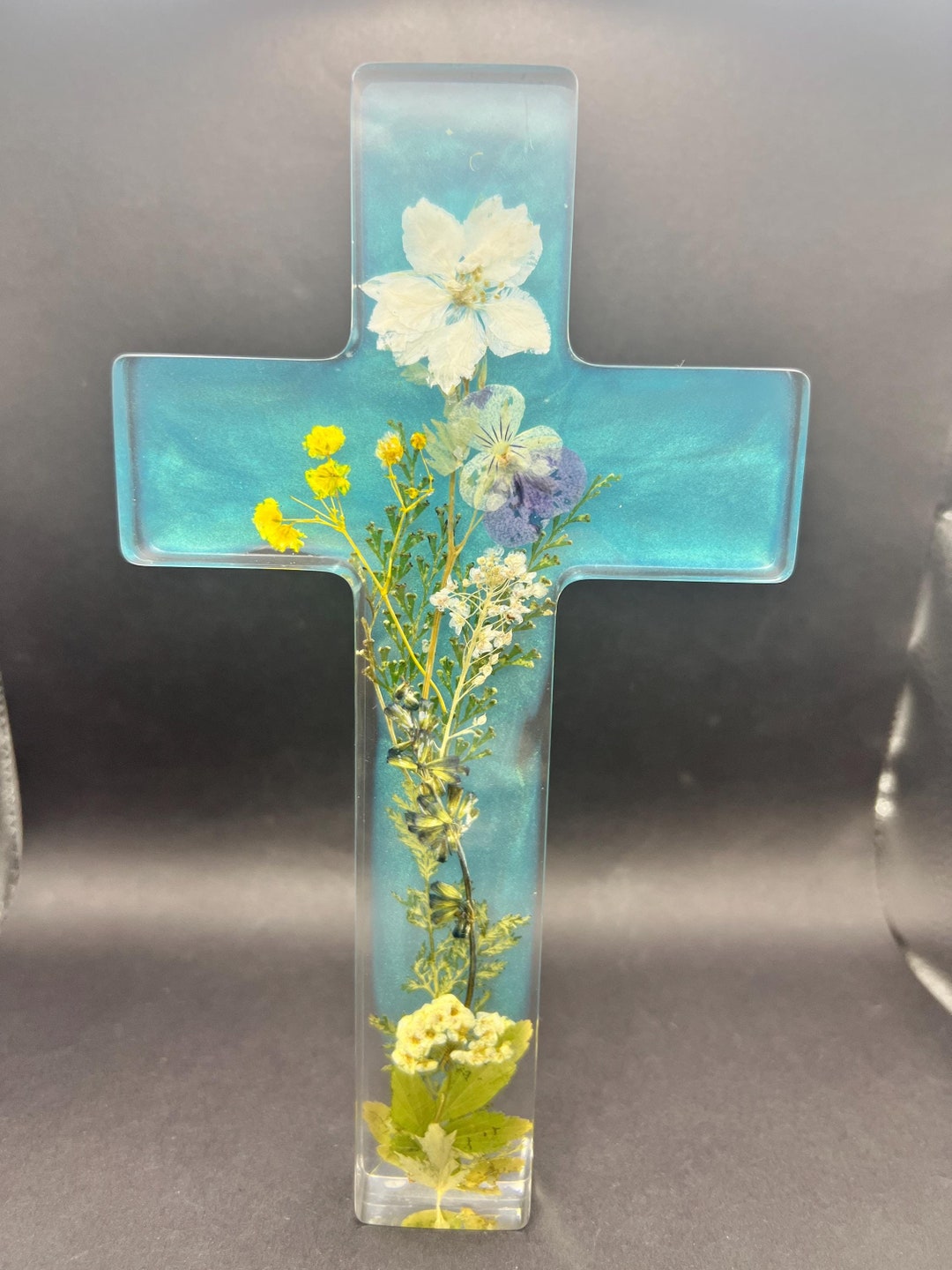 9-inch Resin Cross With Real Flowers | Crosses and Crucifixes ...