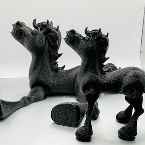 3D Printed Articulated Horse: Flexi Fidget Desk Toy - Etsy