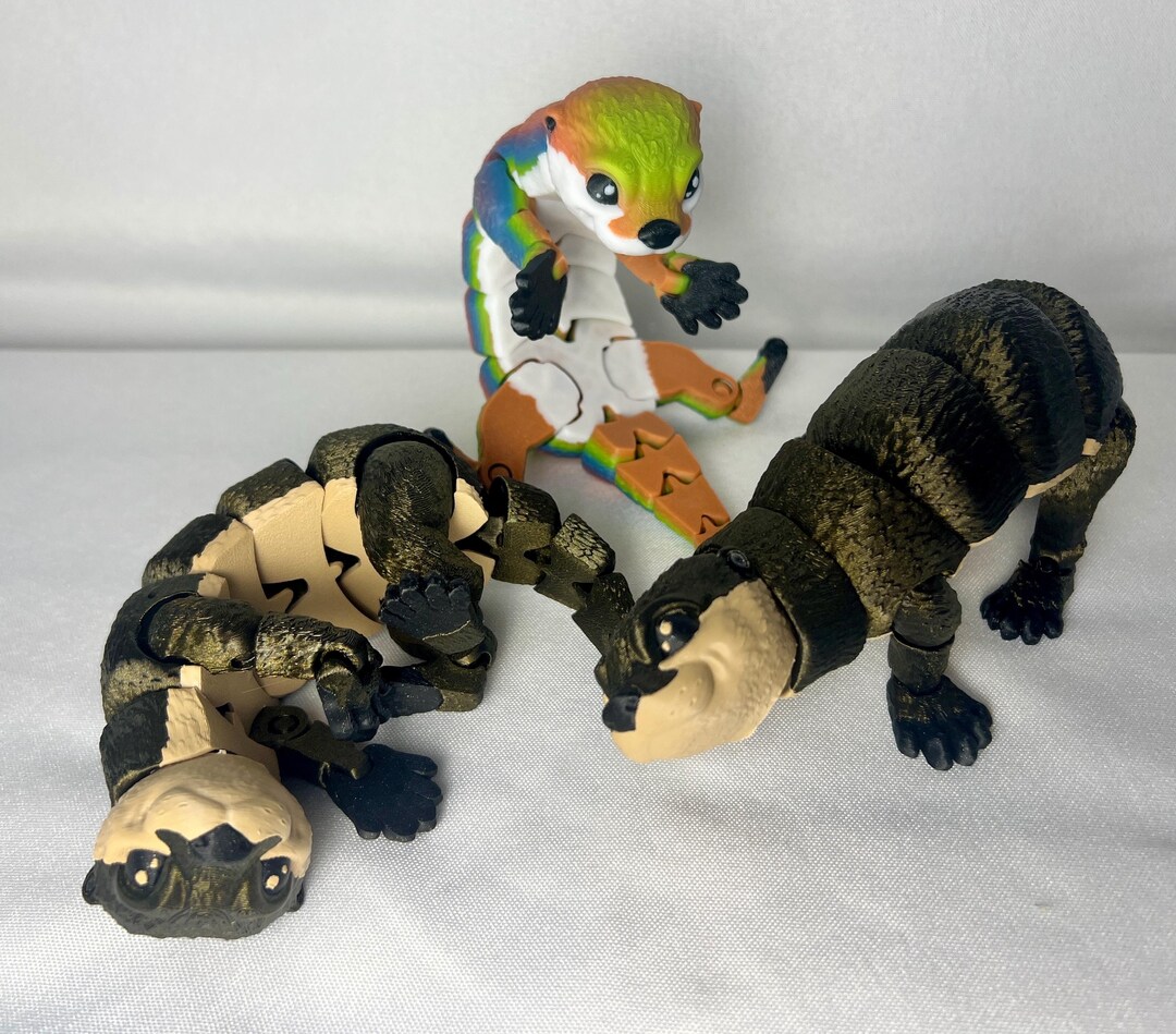 3D Articulated Otter | Desk & Fidget Figures - Etsy
