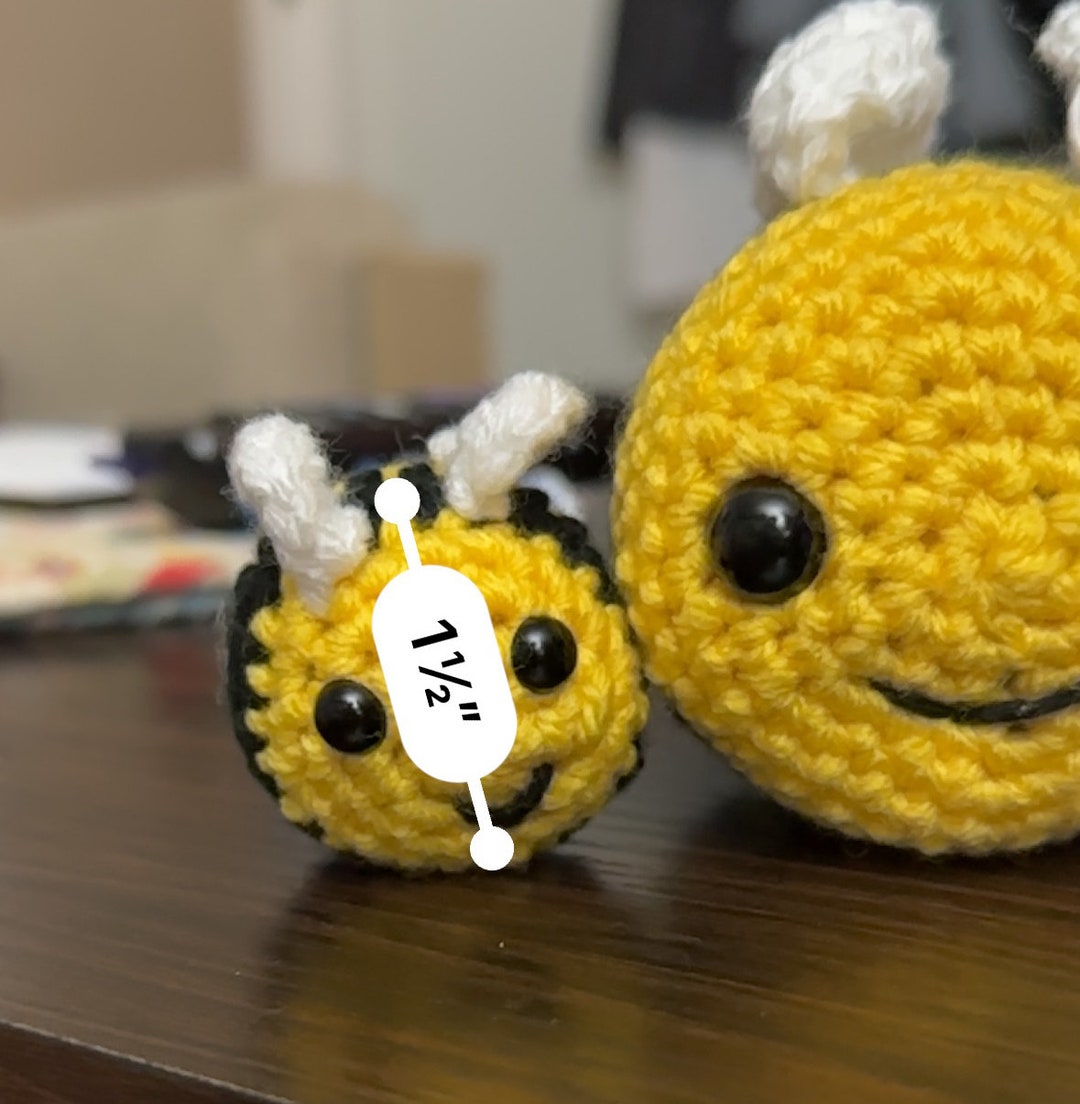 2 Amigurumi Bees Baby, Sister Size - Etsy