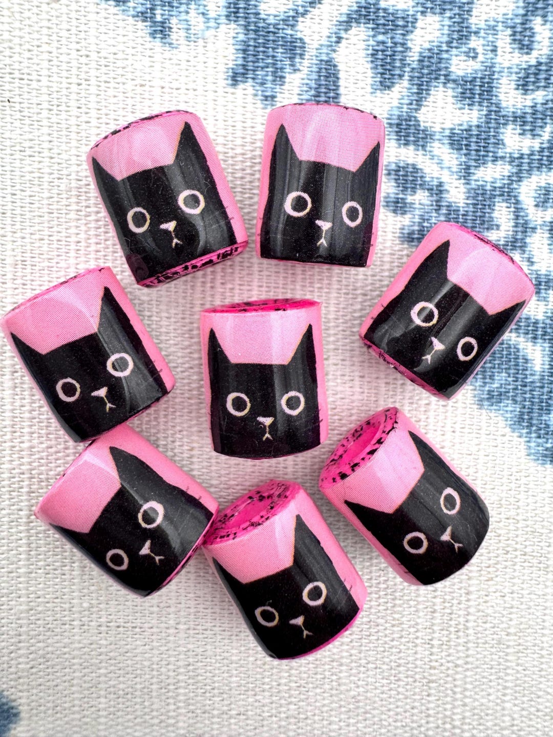 Whimsical Cat Face Beads Bright Pink 15mm With 4mm Hole for Jewelry ...