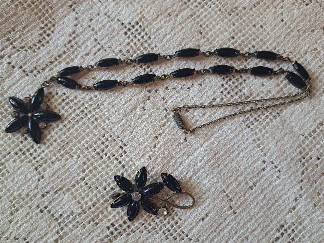 Antique Art Deco Black Choker Brooch Set, 1920s Brass Black Glass Bead ...