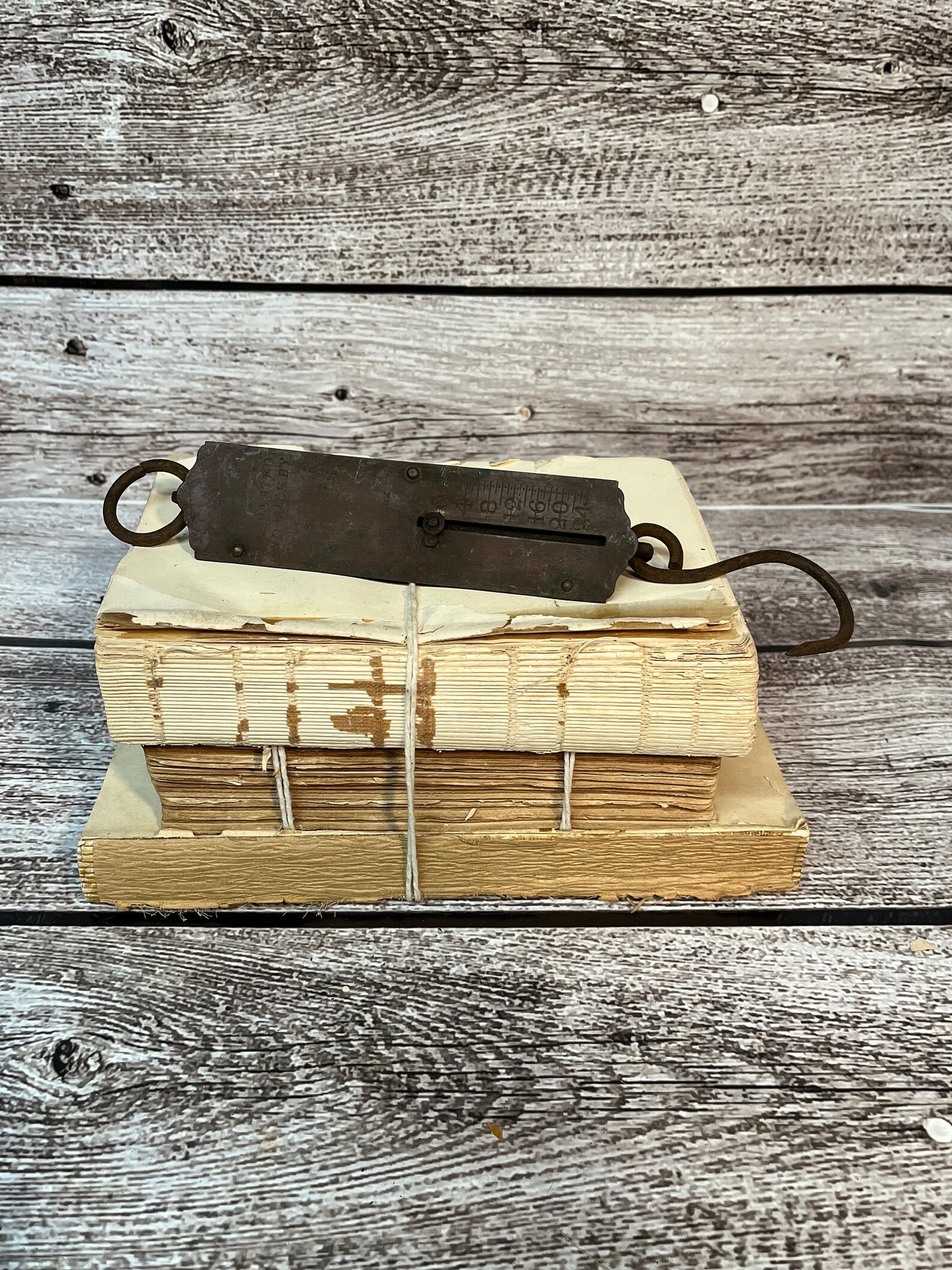 Vintage Spring Scale - Etsy