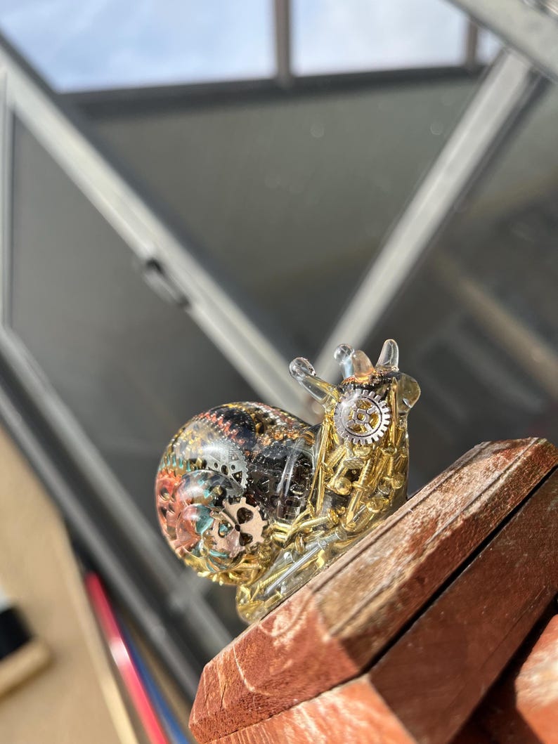 Mini SNAIL Junk-metal FIGURINE Multicolor RESIN Trinket Steampunk ...