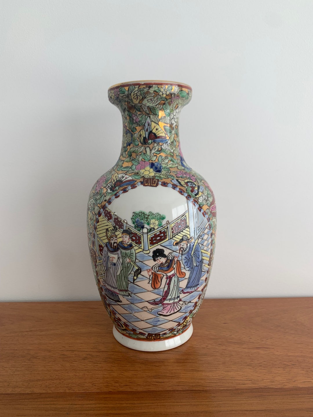 Mid 20th Century Chinese Vase With People in Ancient Costume ...