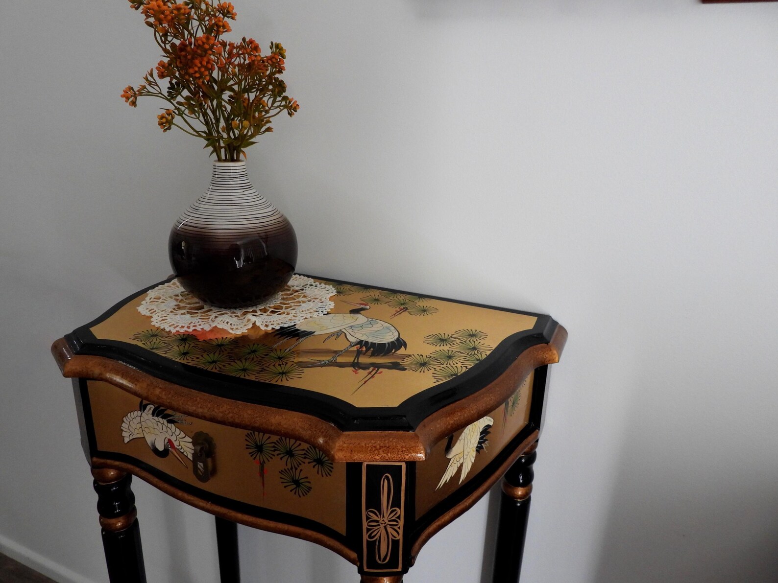 Vintage Japanese Lacquer Hall Table - Etsy
