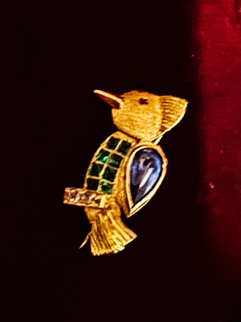 Broche de pájaro en oro amarillo de 18 quilates con diamantes ...