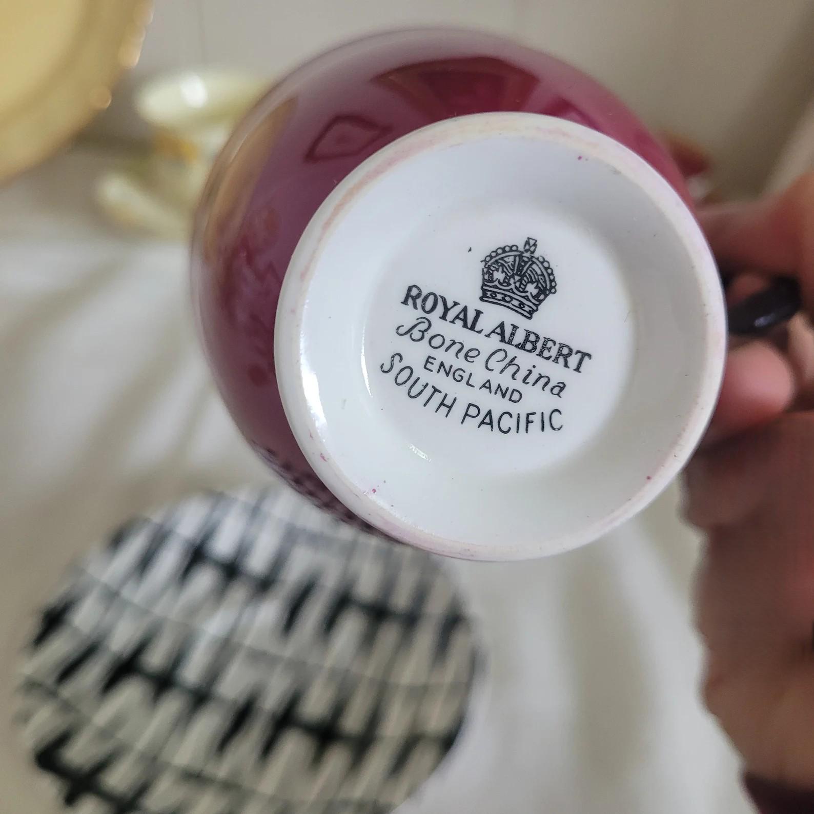 Royal Albert South Pacific 4 X Coffee Cups & Saucers Rare Vintage 1950 ...