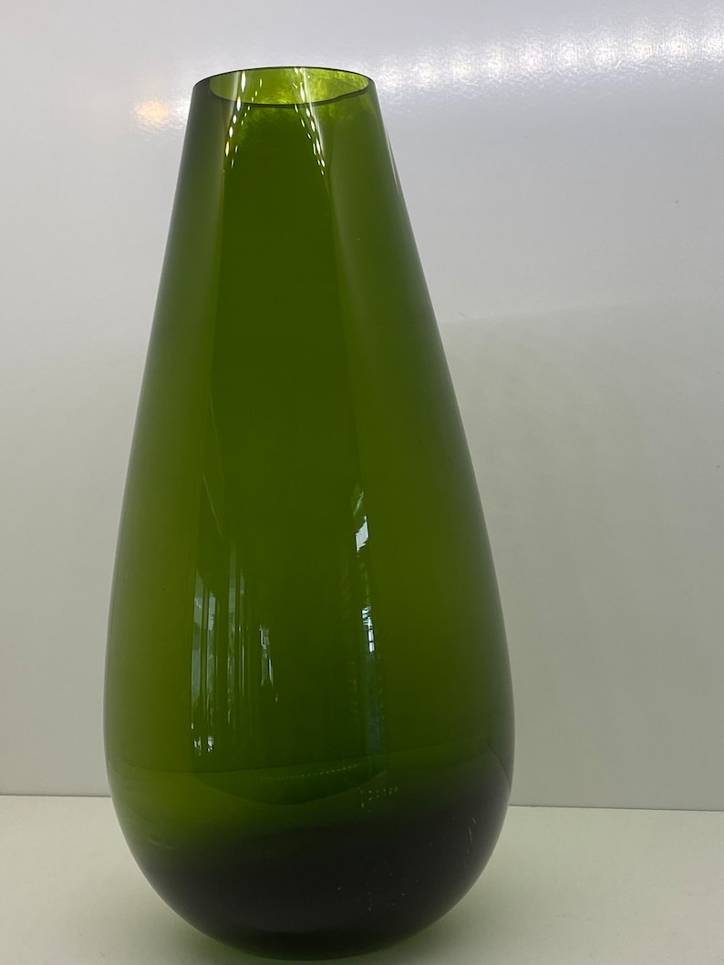 Dark Green Tear-drop Style Glass Vase - Etsy