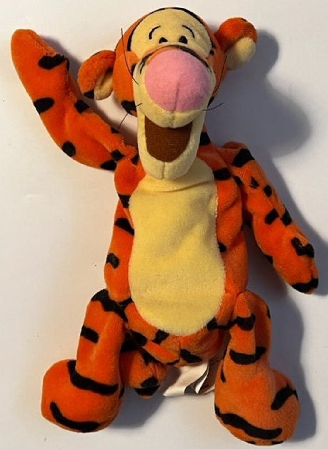 THE DISNEY STORE Bean Bag Winnie the Pooh Tigger 9 new Without Disney ...