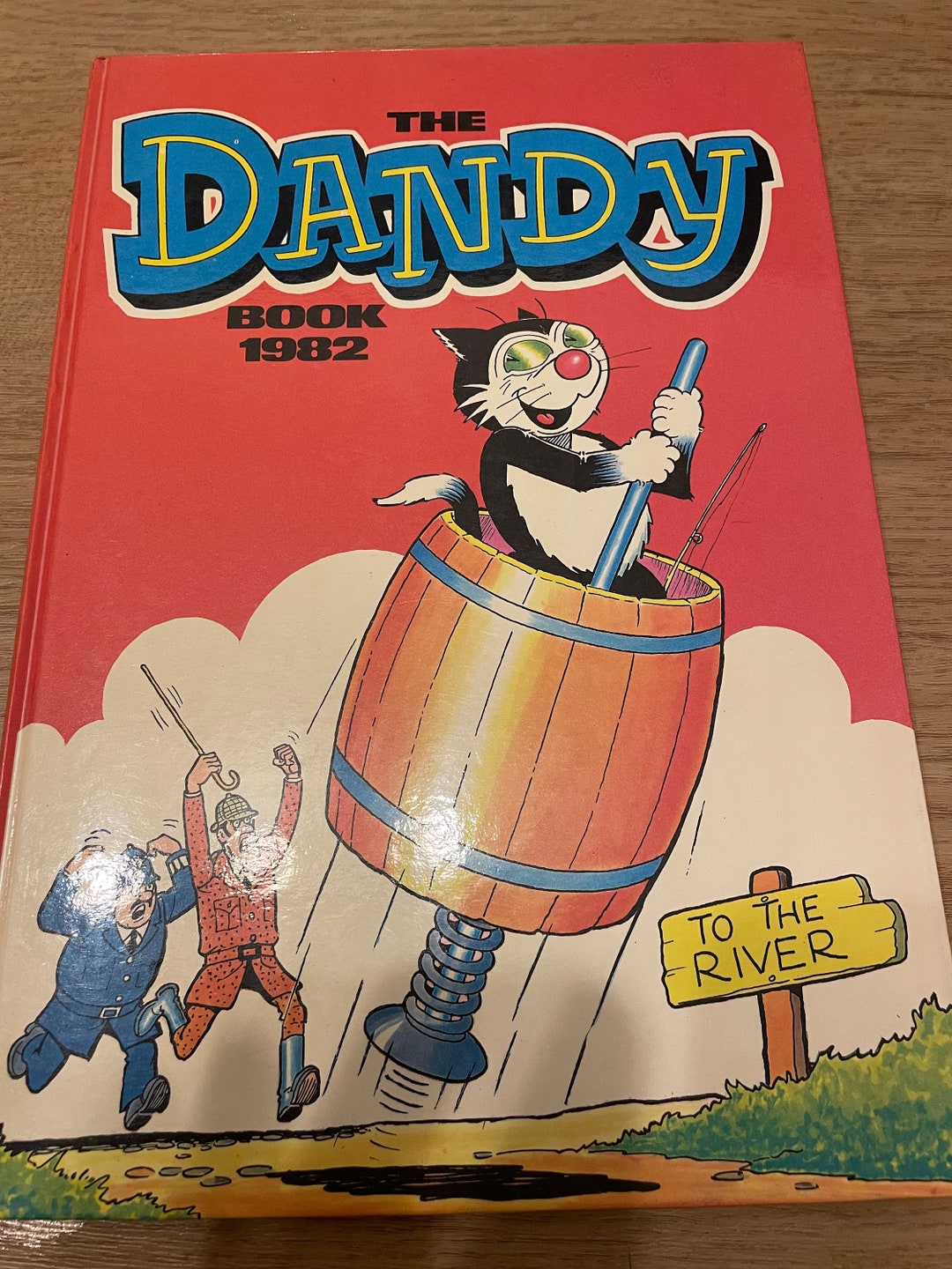 The Dandy Book 1982 - Etsy
