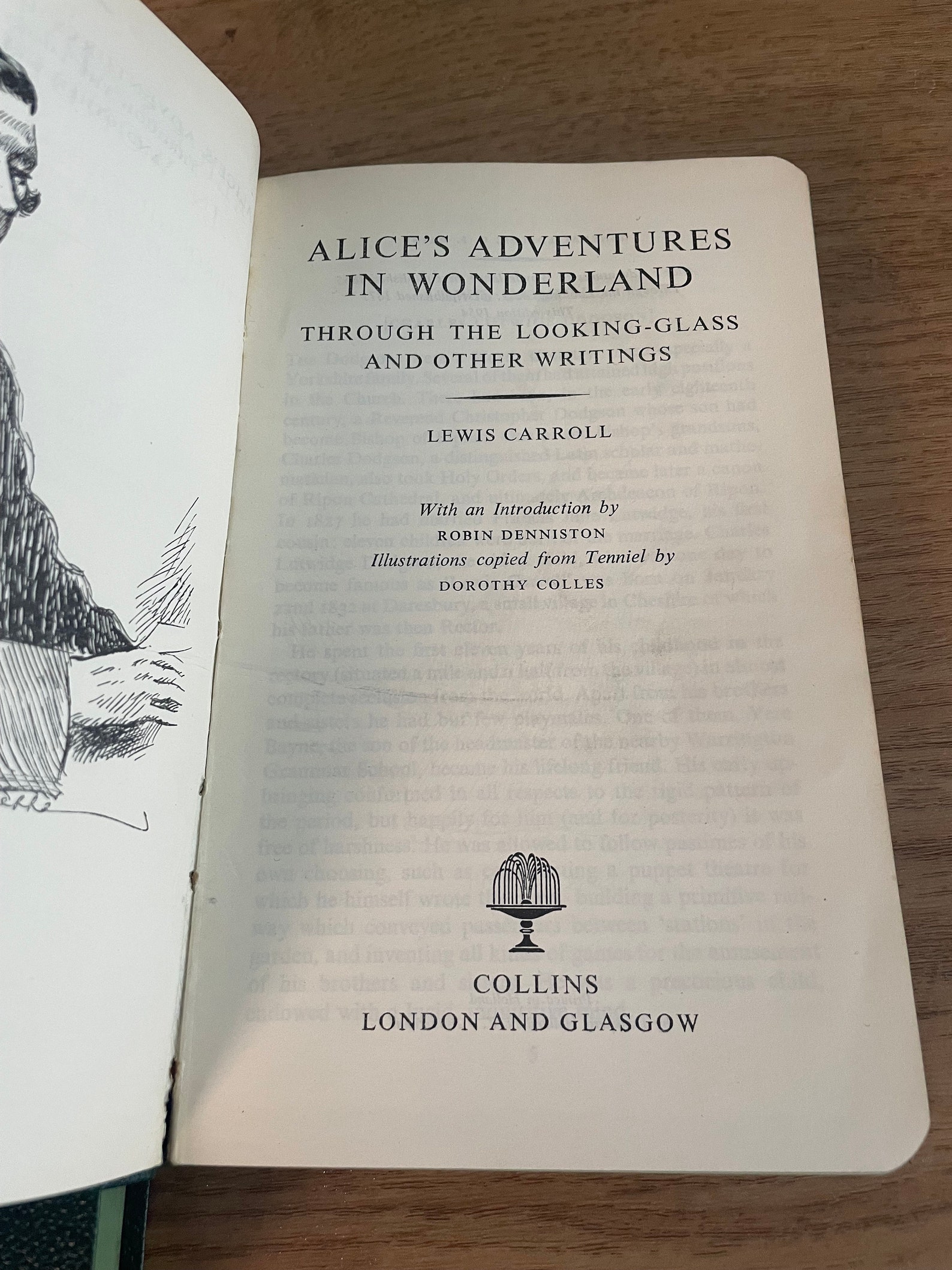 The Brothers Grimm & Alice’s Adventures in Wonderland Olive Classics ...