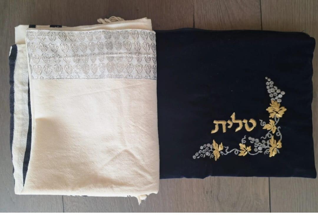 RARE OLD Large Rabbi TALLIT Shawl Prayer & Velvet Bag Judaica Jewish ...