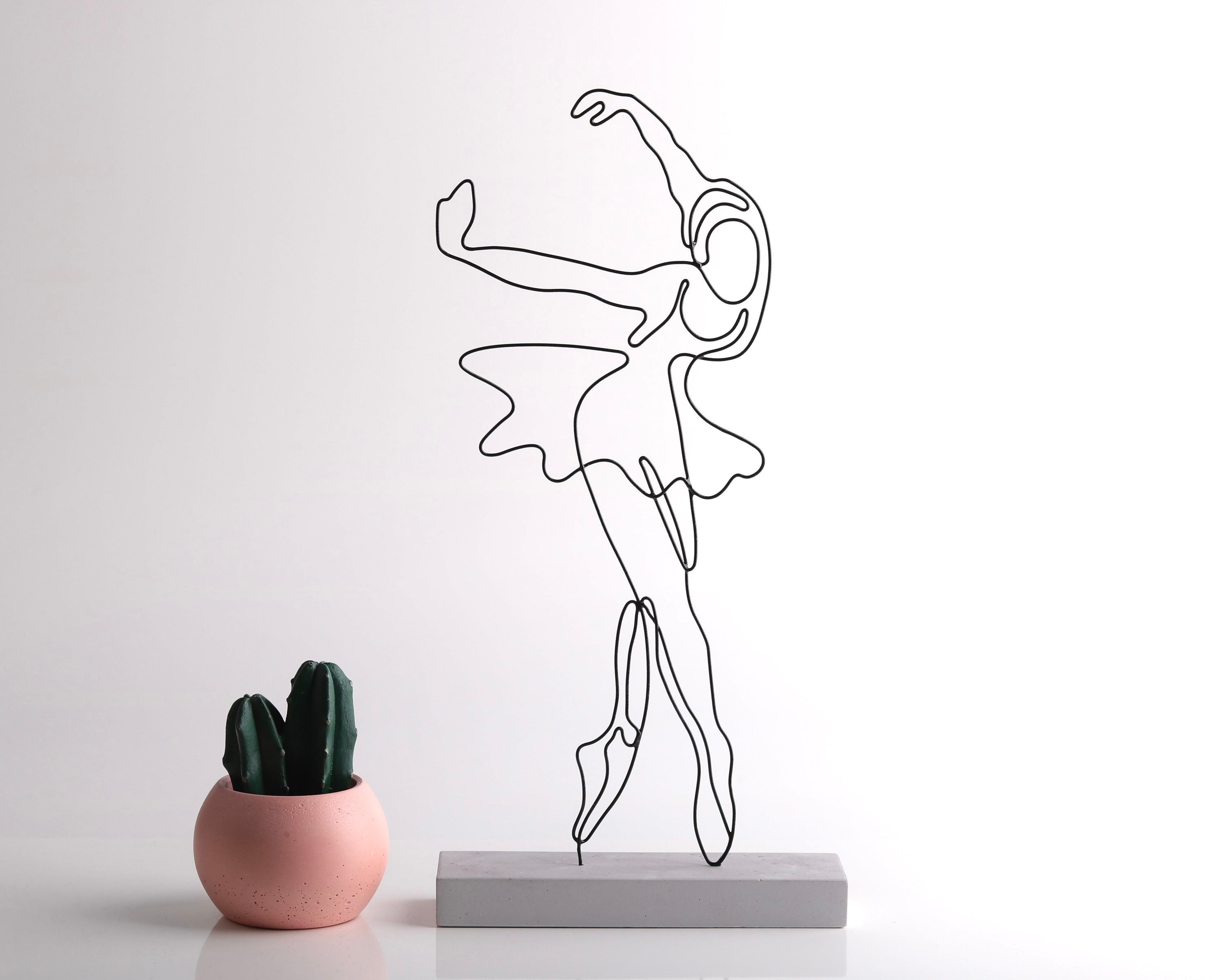 Wire Art Ballerina / Wire Sculpture / Art Decor / Handmade Minimalist ...