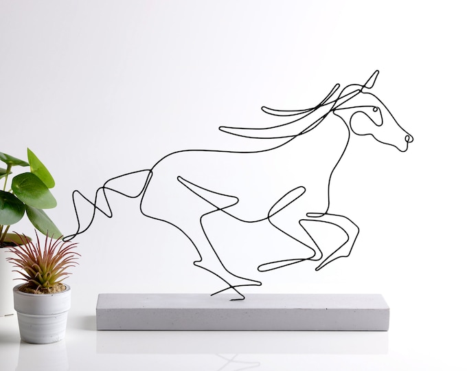 Metal Sculpture, Wire Art, Horse Sculpture, Miniature Animals, Horse ...