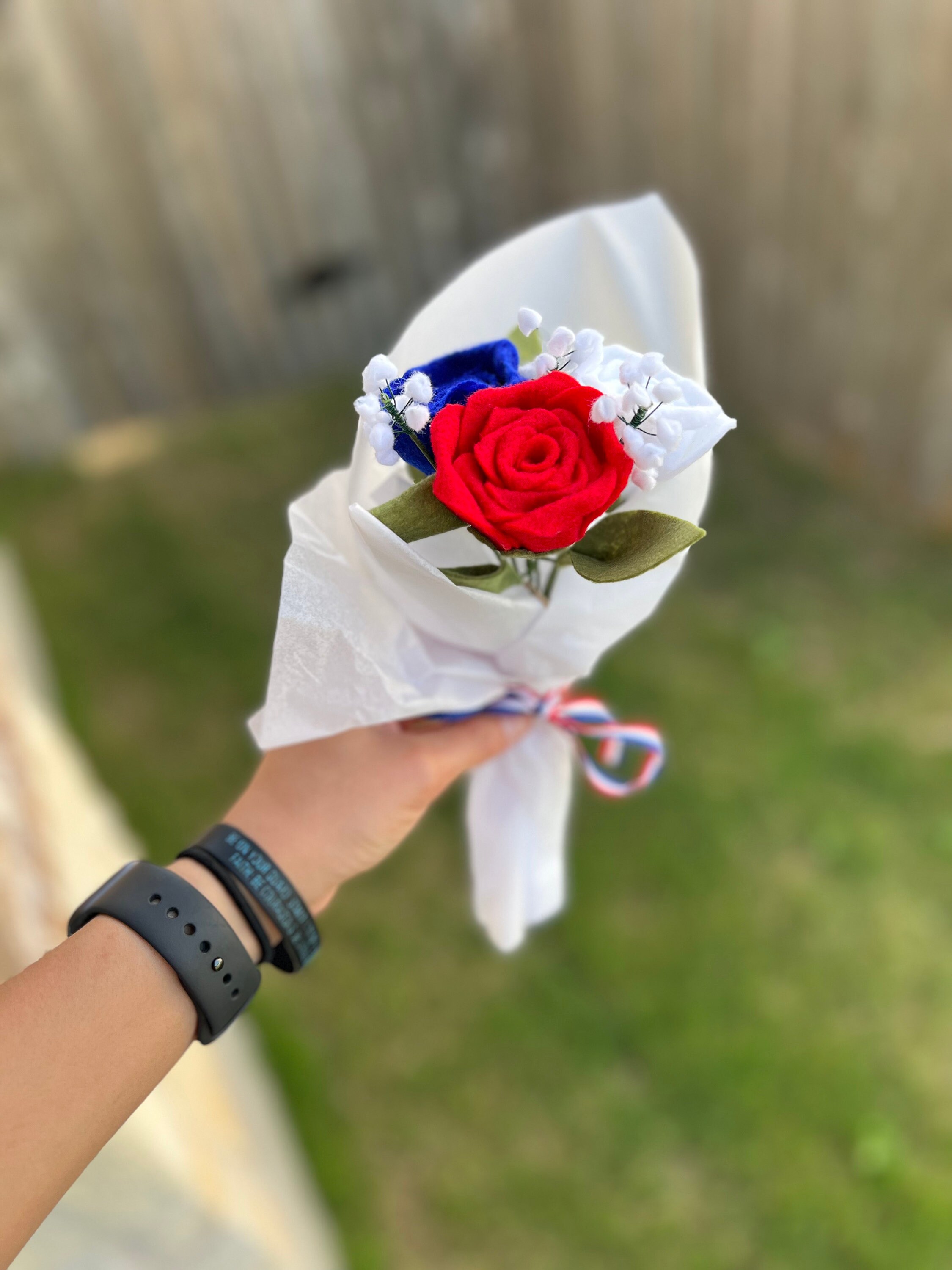 Memorial Day Roses Babys Breath Felt Flowers 4th of July - Etsy