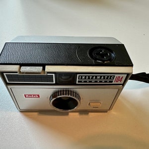 Vintage Kodak Instamatic 104 Camera, 126mm Film, Film Camera, Retro ...