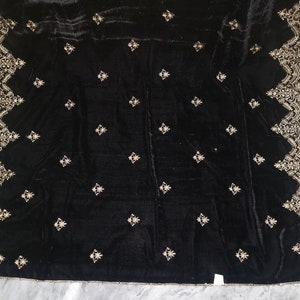 Embrioded Velvet Shawl/bridal Shawl/wedding Gift/groom Shawl - Etsy