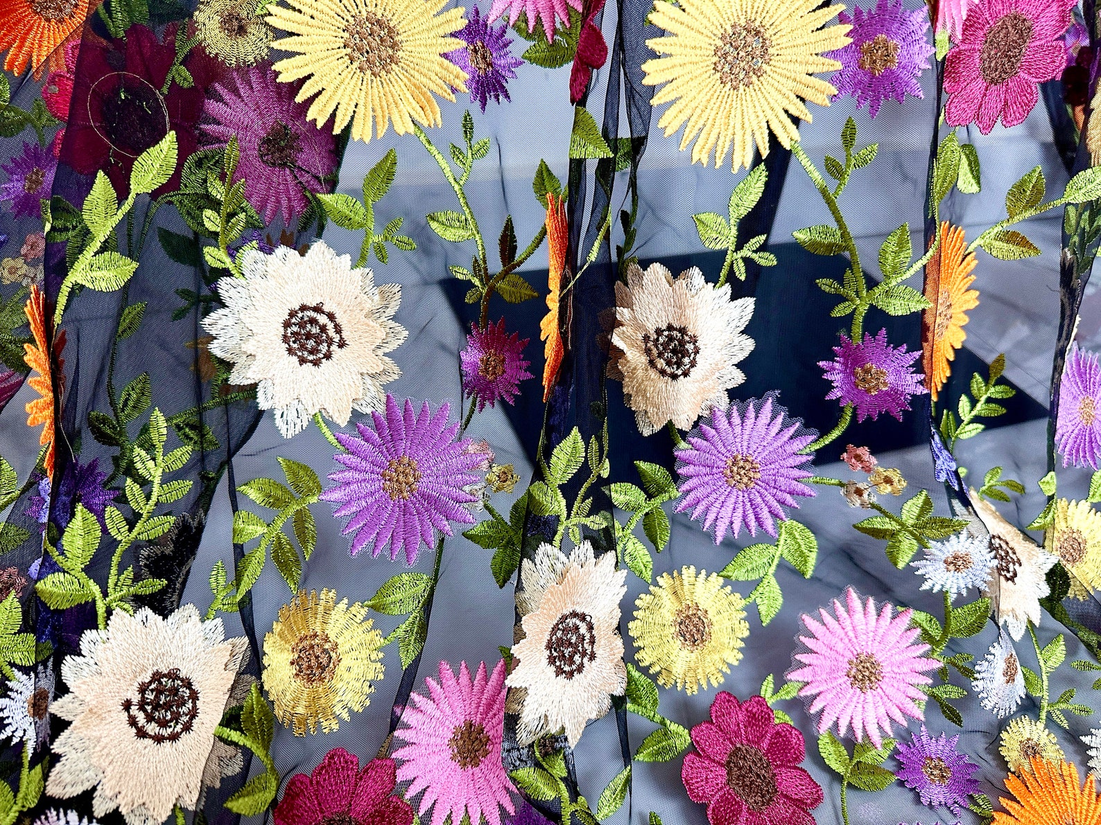Beautiful 3D Floral Dress Fabric, Fashion Clothing Fabric, DIY Veil ...