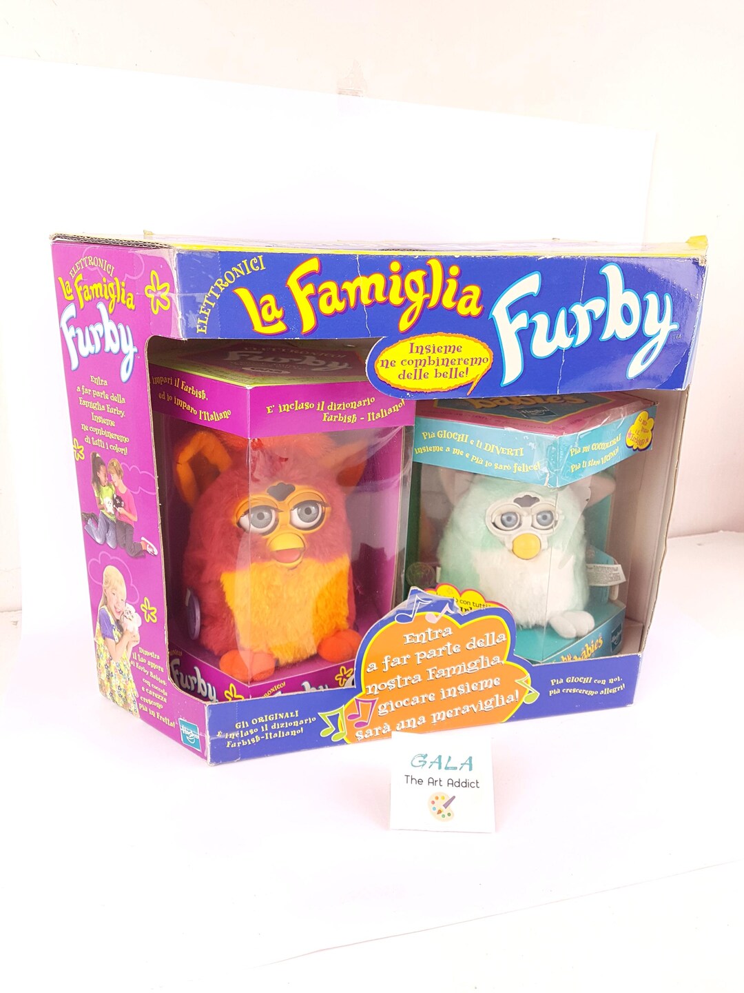 La Famiglia Furby Box EXTREMELY RARE Italian Pack Old 1998 Furbies ...
