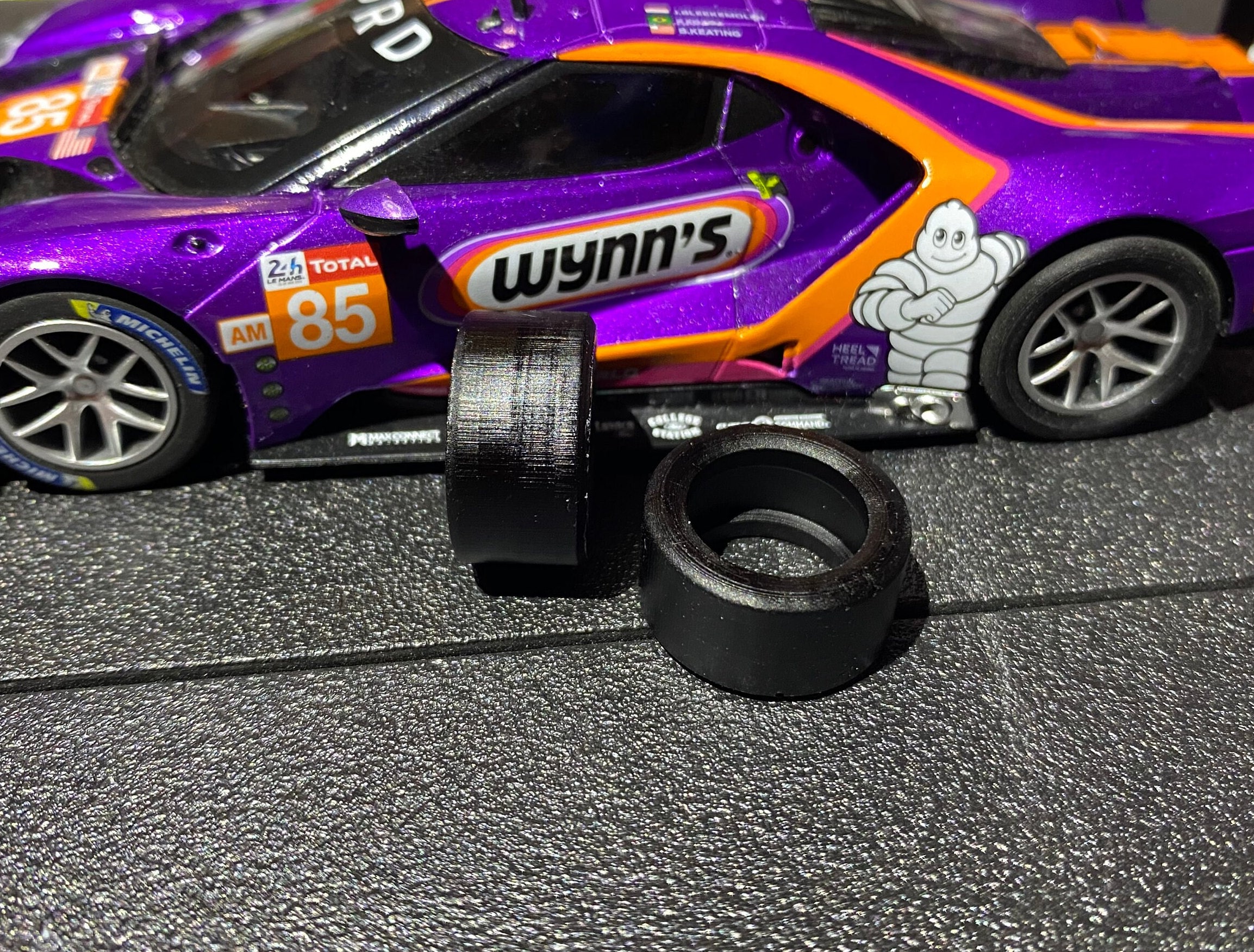 Scalextric Ford GT GTE, Porsche 911 GT3 R, Aston Martin Vantage GT3 ...