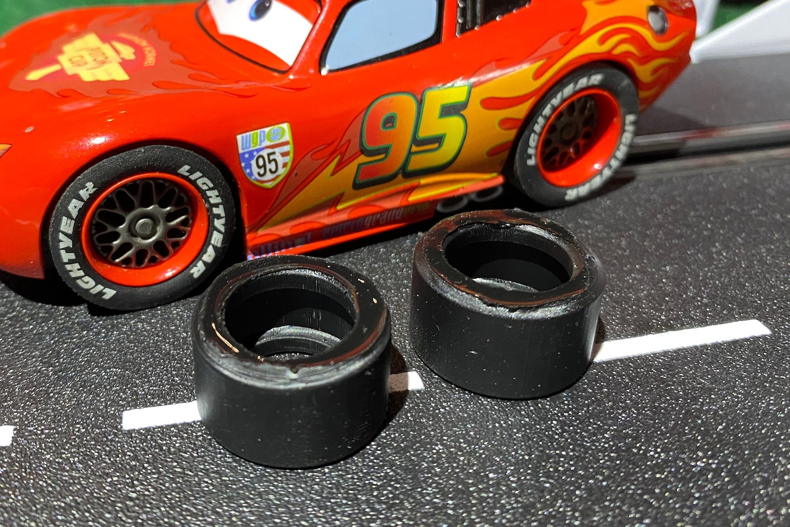 Carrera Disney Lightning Mcqueen Cars 2/NEON Rear Tires 1 - Etsy