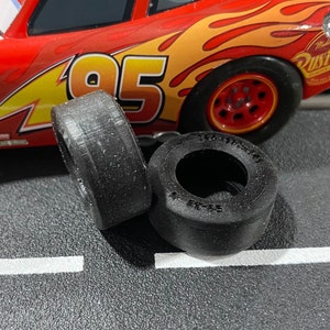 Carrera Disney Lightning Mcqueen Cars 3, Fabulous Lightning Mcqueen ...