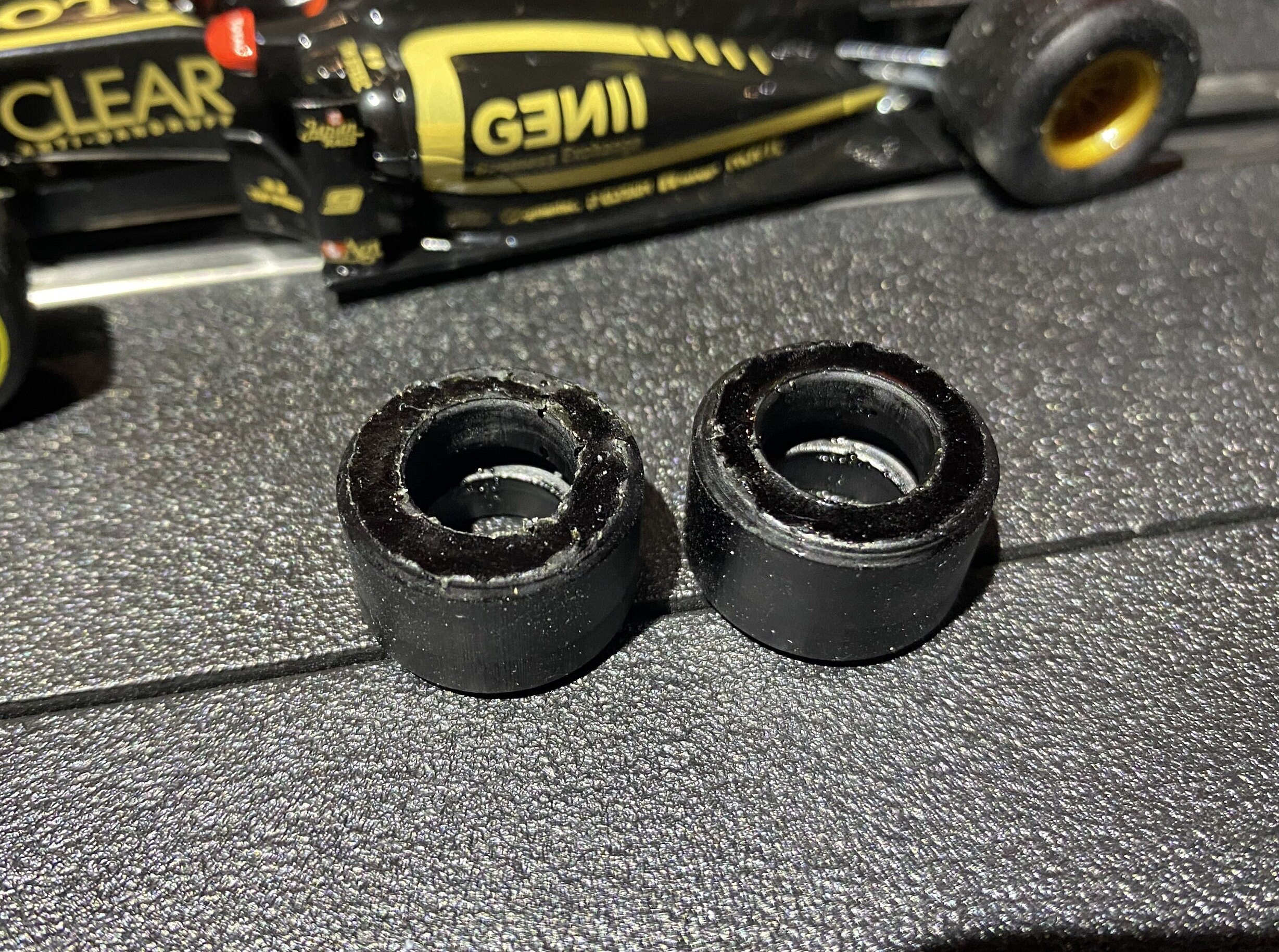 Scalextric Formula 1 Start, Lotus Renault R31, Williams FW23 Rear Tires ...