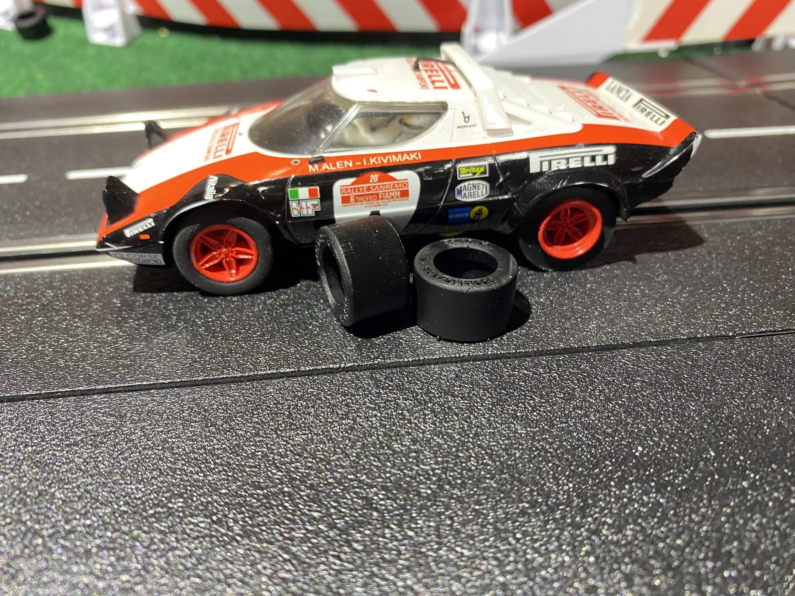 Scalextric Lancia Stratos Rear Tires (1 Pair, Size 200x110x128/55-10 ...