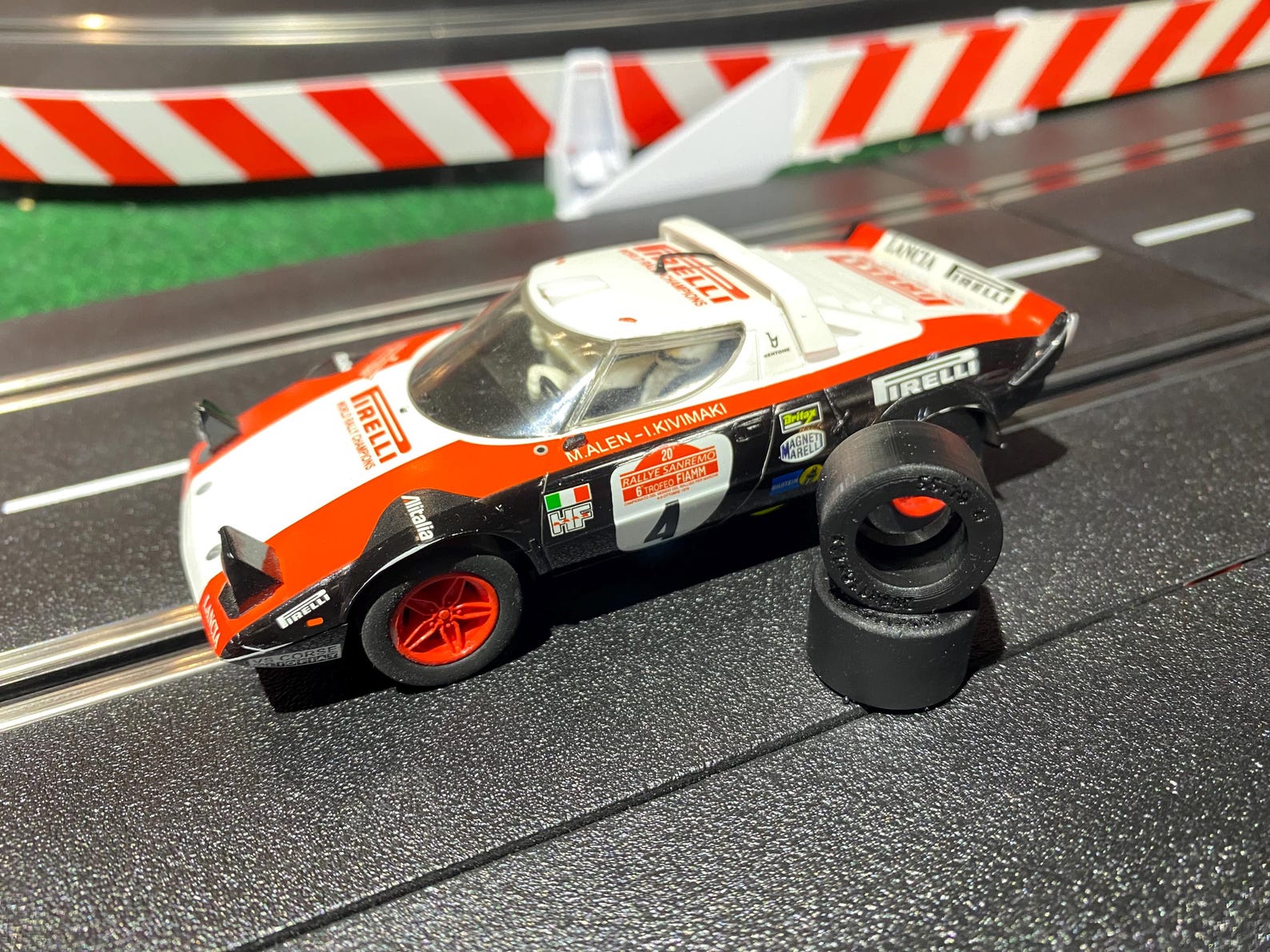 Scalextric Lancia Stratos Rear Tires (1 Pair, Size 200x110x128/55-10 ...