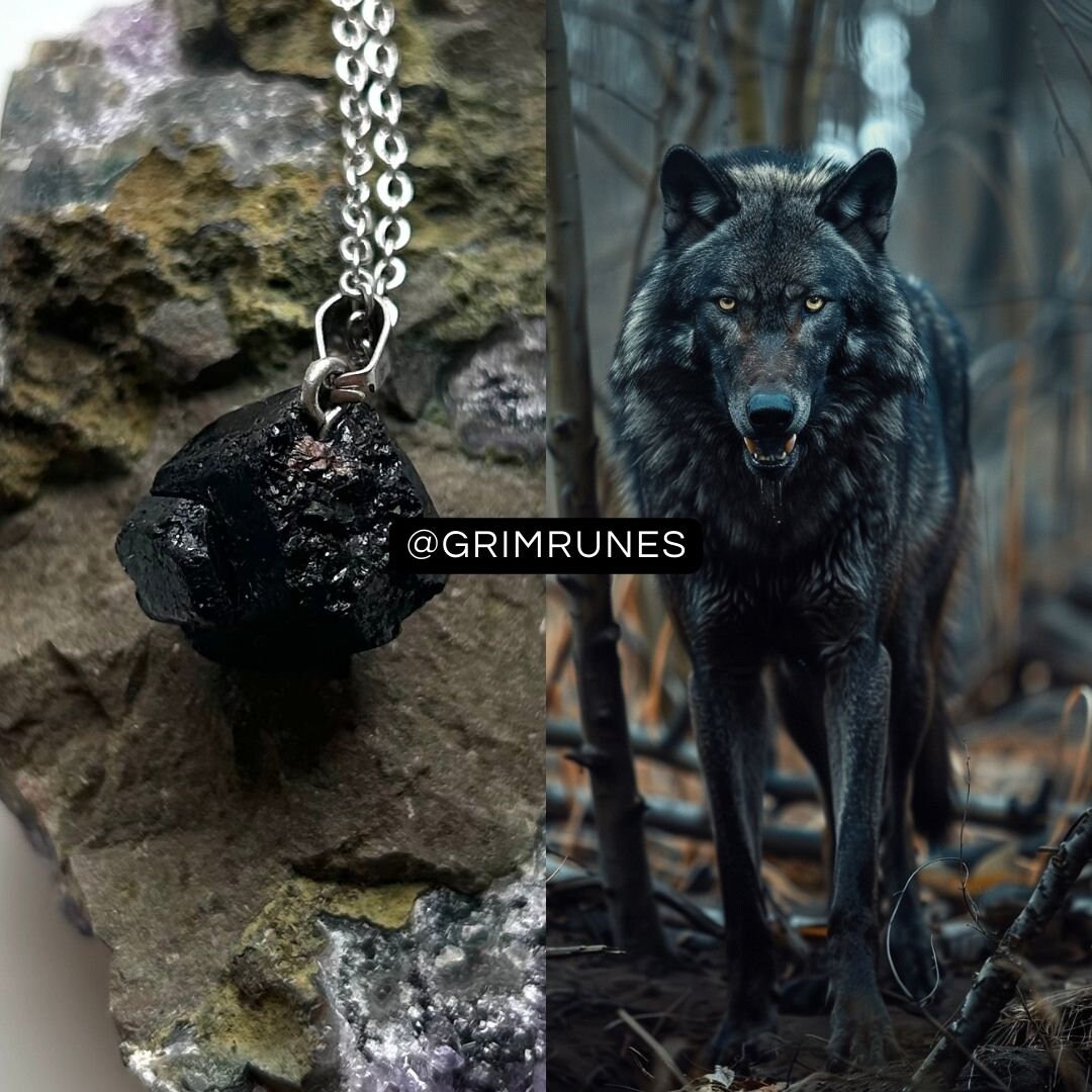 Lycan Spirit Companion Lycan Spirit Vessel Magic Necklace - Etsy