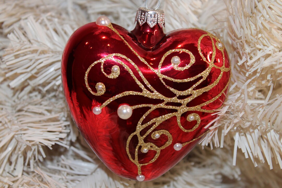 Hand-painted Glass Heart Ornament – Valentine's Day Keepsake - Etsy