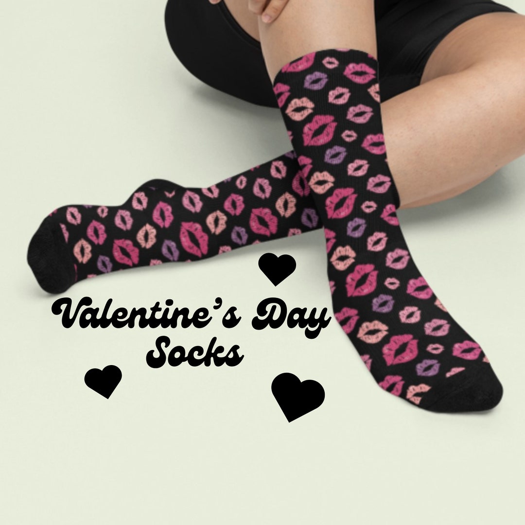Black Valentine's Day Crew Socks, Fun Valentine's Day Socks, Kissing ...