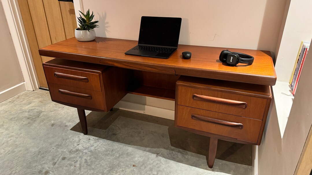 G Plan Desk / Side Table / Dressing Table - Fresco Range - Mid-century ...