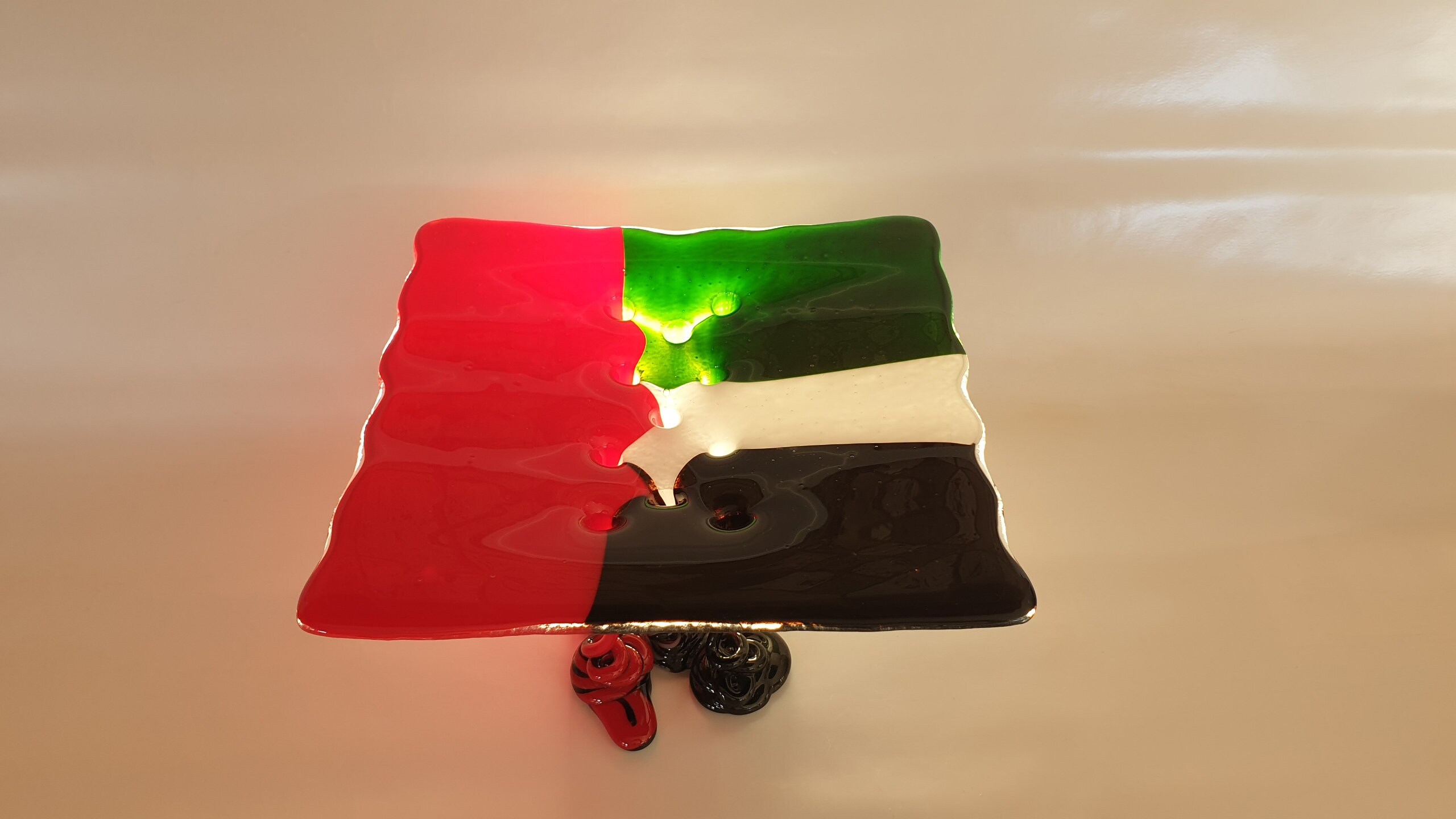 EMIRATES II.: an Exclusive One-of-a-kind Glass Fine Art Centerpiece ...