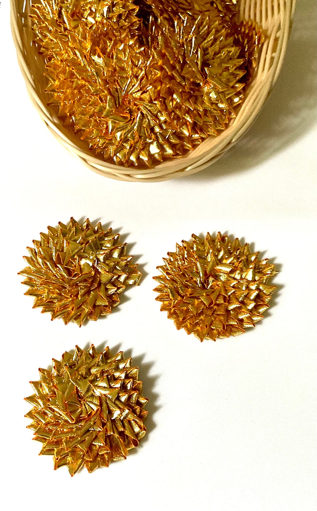 Layered Gold Gota Flowers set of 5, Floral Appliques, Gota Ribbon ...