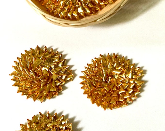 Layered Gold Gota Flowers set of 5, Floral Appliques, Gota Ribbon ...