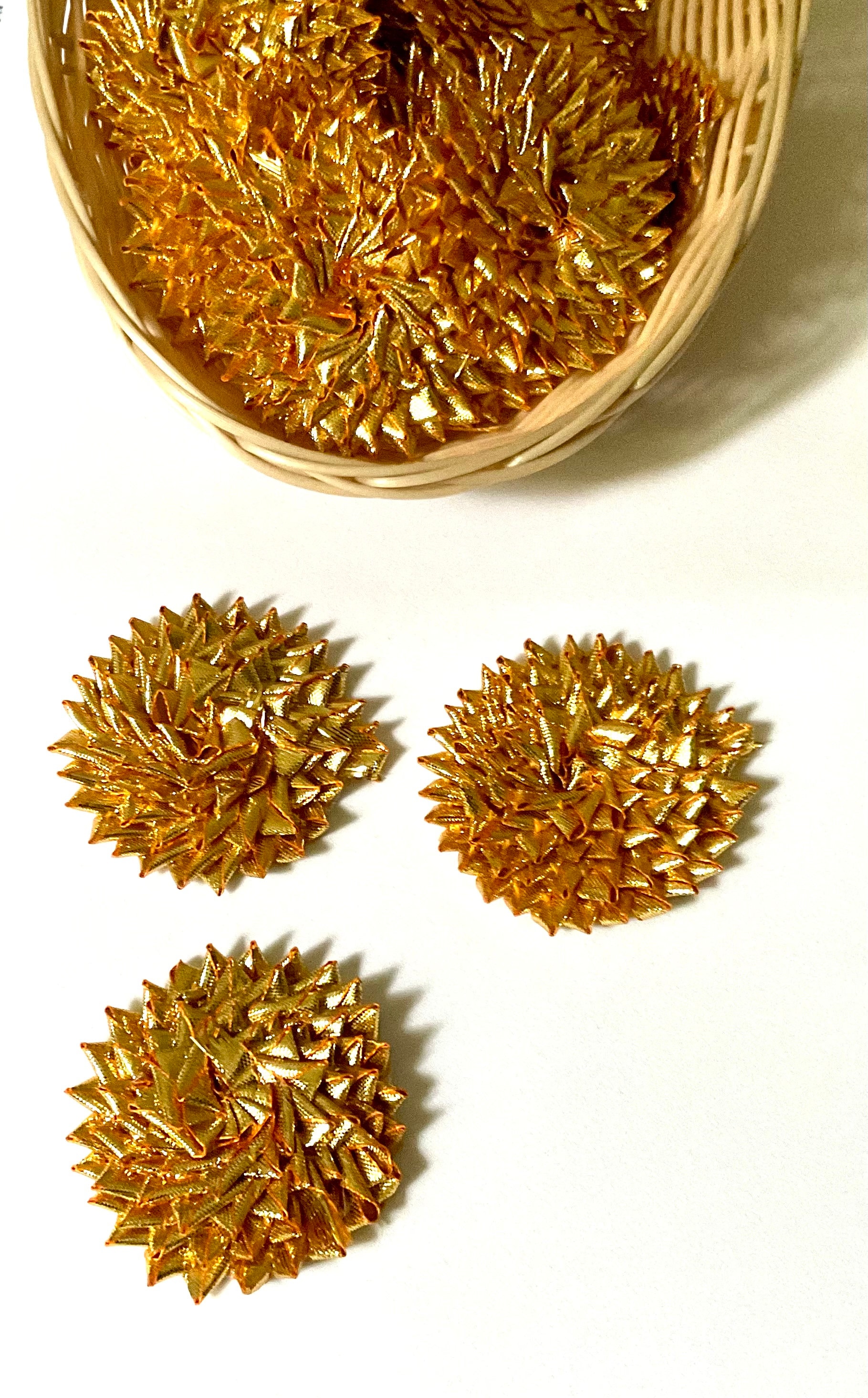 Layered Gold Gota Flowers set of 5, Floral Appliques, Gota Ribbon ...